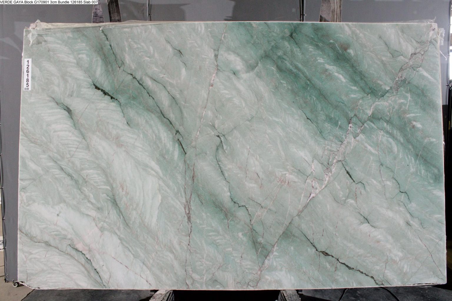 Quartzite Countertops in Green: Explore Gaya’s Amazon Green Elegance